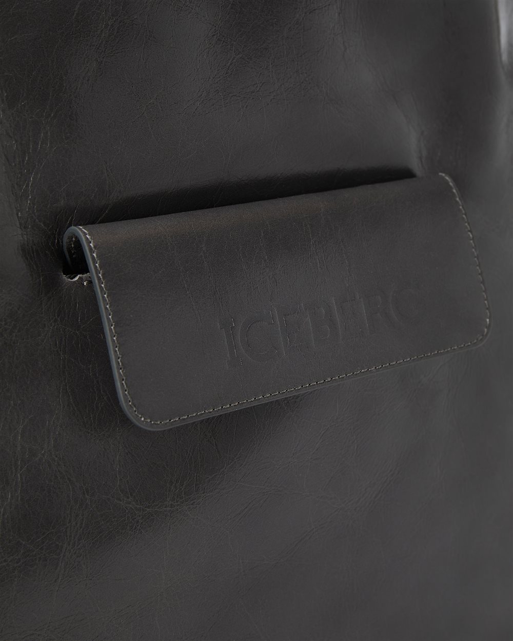 Alias leather shopper bag with pocket closure and Iceberg logo | Iceberg